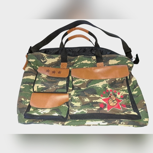 Cartoon Network | Bags | Vintage Scooby Doo Camouflage Duffel Travel ...